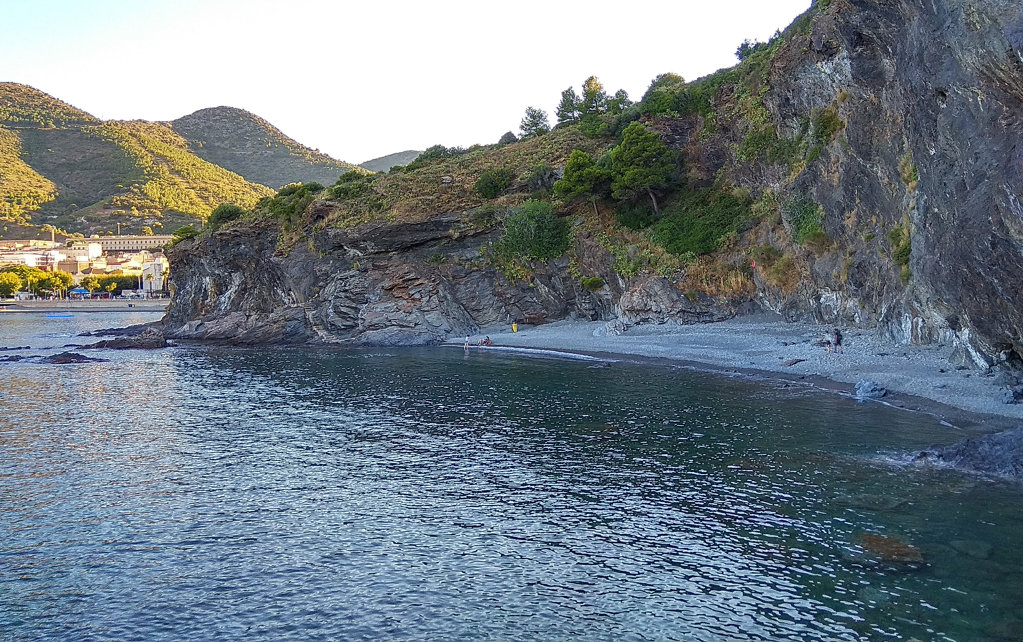 Les Tres Platgetes in Portbou - 2026 - Visit Costa Brava