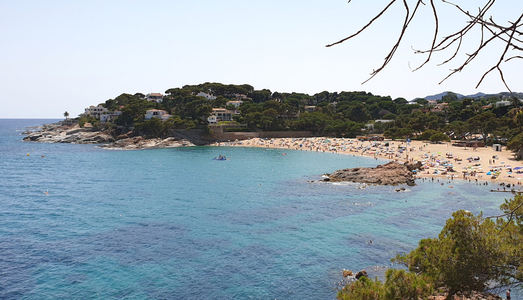 Sa Conca beach in S'Agaró - 2025 - Visit Costa Brava