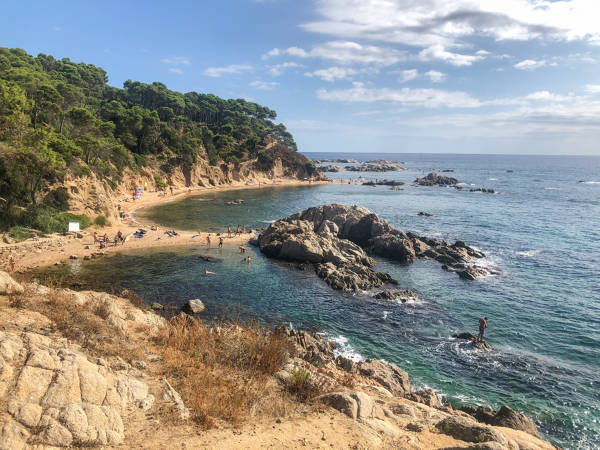 Cala Roca Bona in Palamós - 2025 - Visit Costa Brava